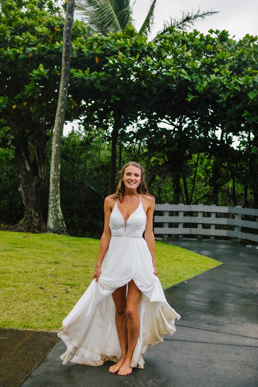 Incredible Road trip to Hana and Red Sands Beach Elopement in Hawaii ...