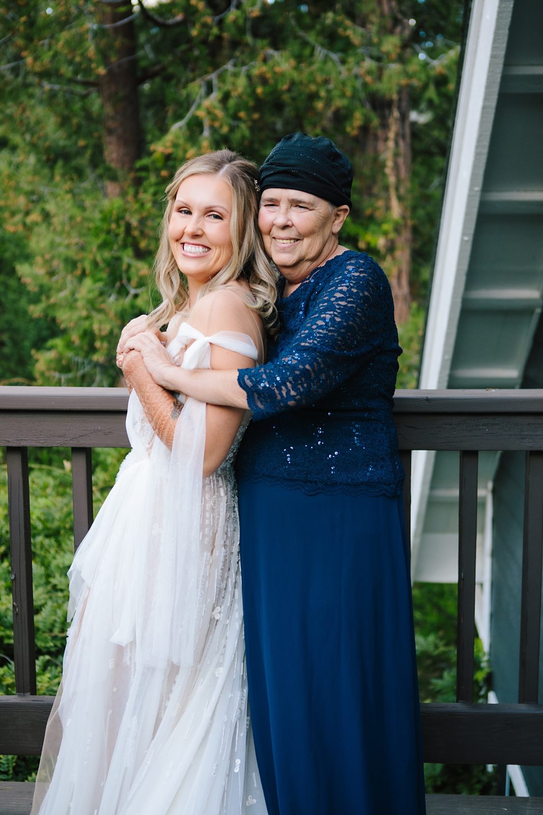 Romantic Idyllwild Forest Elopement with Family | Jenn Whalen